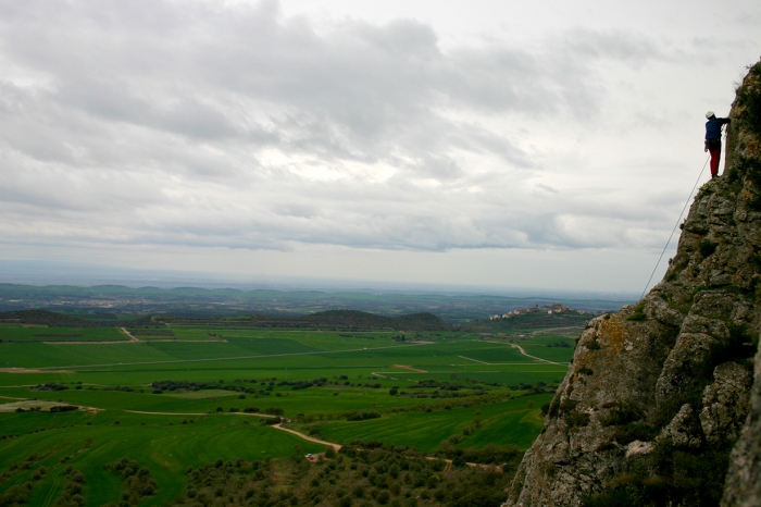 Escalada en Cubells - enlavertical.com
